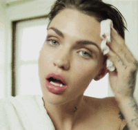 Ruby rose GIFs - Get the best gif on GIFER