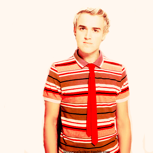 Shoulderroll GIF - Conseguir o melhor gif em GIFER