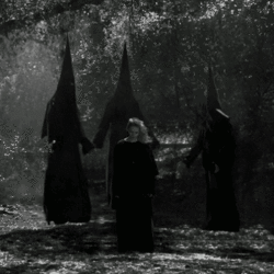 Freaky GIFs - Get the best gif on GIFER