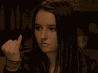 Kaitlyn dever GIF - Conseguir o melhor gif em GIFER