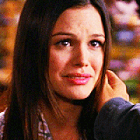 Rachel bilson GIFs - Get the best gif on GIFER