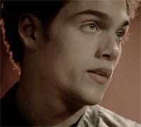 Liam GIFs - Get the best gif on GIFER