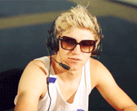 Deuces GIFs - Get the best gif on GIFER