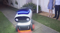 Robot delivery GIF - Conseguir o melhor gif em GIFER