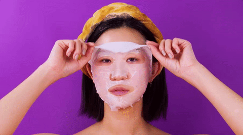 Self care GIF - Conseguir o melhor gif em GIFER