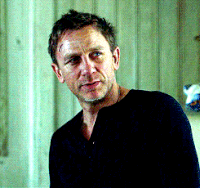 Daniel craig GIFs - Get the best gif on GIFER