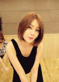 Yuna GIFs - Get the best gif on GIFER