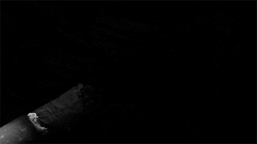 Cigarro GIF - Conseguir el mejor gif en GIFER