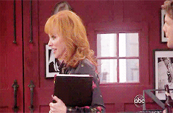 Reba GIFs - Get the best gif on GIFER