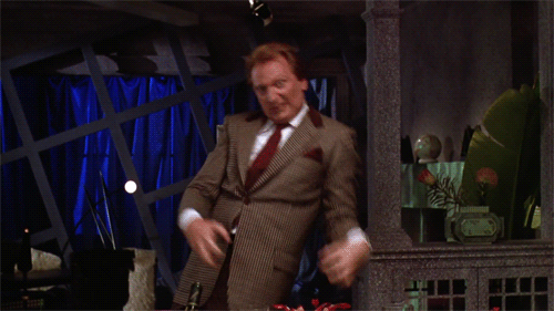 Charles deetz GIF - Conseguir o melhor gif em GIFER