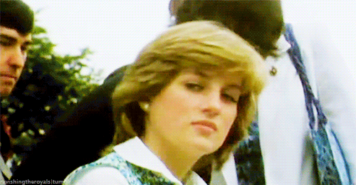 Princesa diana GIF - Conseguir o melhor gif em GIFER