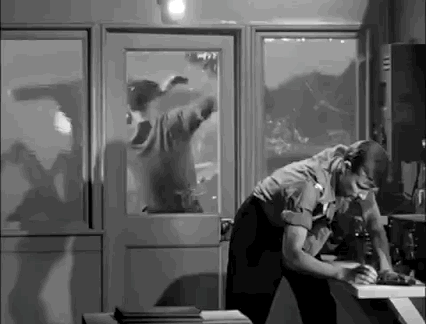 Giant ant GIF - Conseguir o melhor gif em GIFER