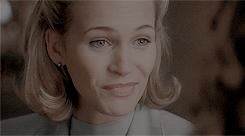 Natasha henstridge GIF - Conseguir el mejor gif en GIFER