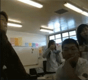 Girl throws bin GIF - Conseguir o melhor gif em GIFER