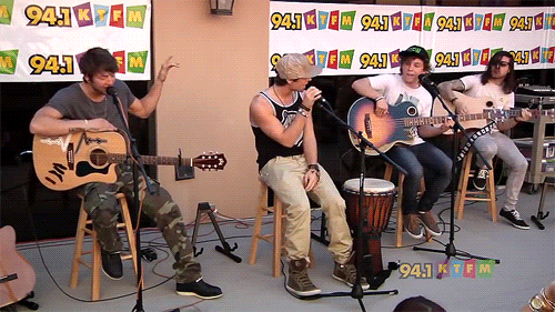 Pesce гифки, анимированные GIF изображения pesce - скачать гиф картинки ...