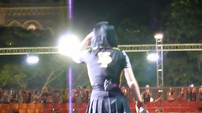 Bending over GIF - Conseguir o melhor gif em GIFER