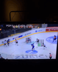 Lumber jack rabbit GIF - Conseguir o melhor gif em GIFER