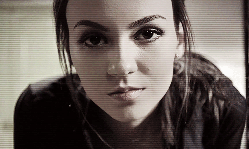 Victoria GIFs - Get the best gif on GIFER
