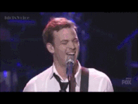 Swift thigh GIF - Conseguir el mejor gif en GIFER