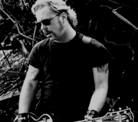 Frantic GIFs - Get the best gif on GIFER