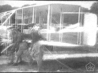 Wright brothers GIF - Conseguir el mejor gif en GIFER