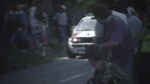 Poor car GIF - Conseguir o melhor gif em GIFER