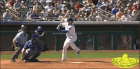 Bat swing GIF - Conseguir o melhor gif em GIFER