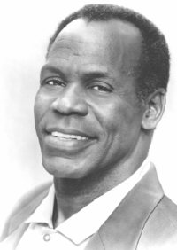 Danny glover GIFs - Get the best gif on GIFER