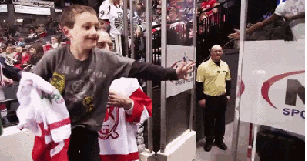 Tootoo GIFs - Get the best gif on GIFER