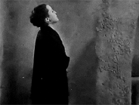 Instantly GIFs - Get the best gif on GIFER