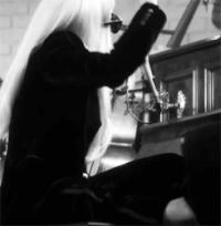 Bhaag GIFs - Get the best gif on GIFER