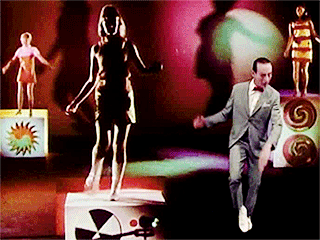 Pee dance GIF - Conseguir o melhor gif em GIFER