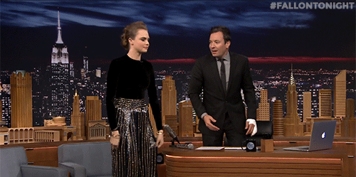 Celebs cara delevingne curtsey GIF on GIFER - by Bandirad